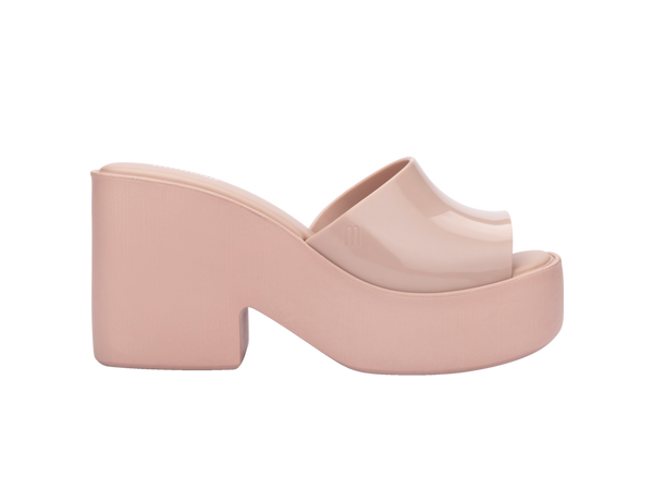 MELISSA POSH AD – Melissa Shoes Vietnam